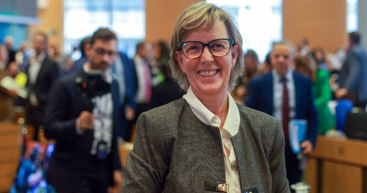 Maria Luís Albuquerque quer dar um novo impulso às poupanças e ...